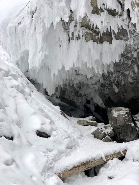 Hiking the Maligne Canyon Ice Walk | Mint & Heritage
